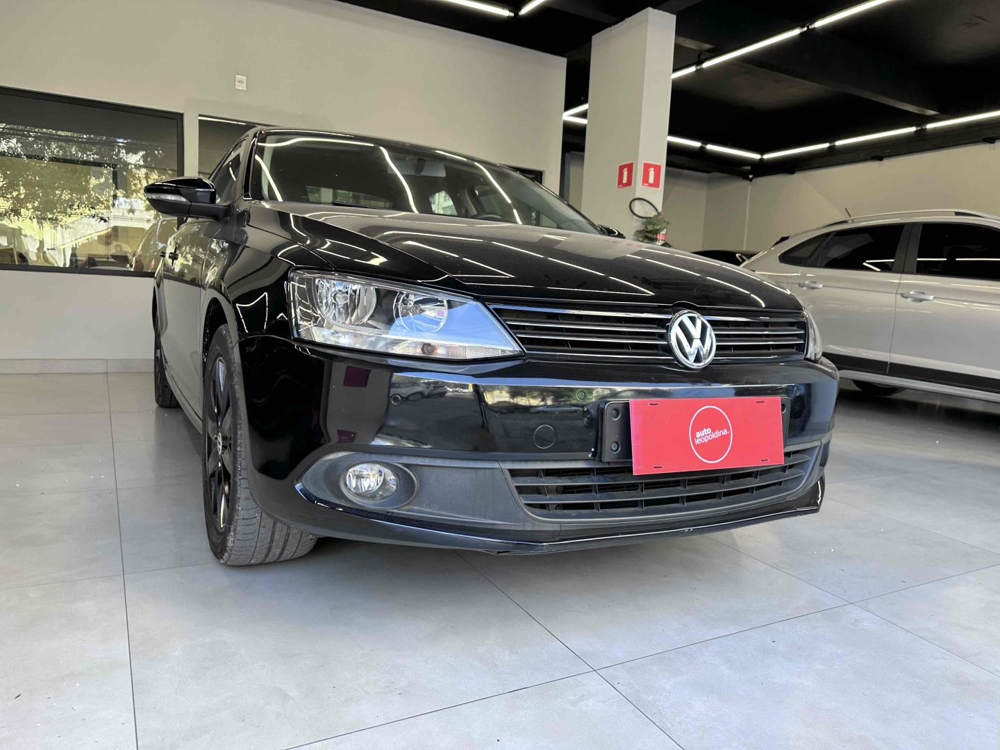 Auto Leopoldina: VOLKSWAGEN JETTA 2014 - 2.0 COMFORTLINE FLEX 4P ...