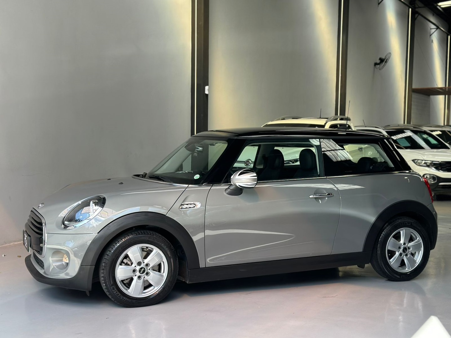 PG Motors: MINI COOPER 2019 - 1.5 12V TWINPOWER GASOLINA TOP 2P ...