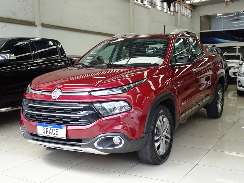 Space Multimarcas: FIAT TORO 2018 - 2.0 16V TURBO DIESEL VOLCANO 4WD ...
