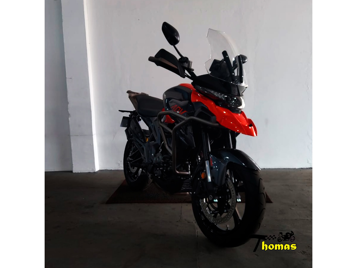 Thomas Motos - Nosso Estoque