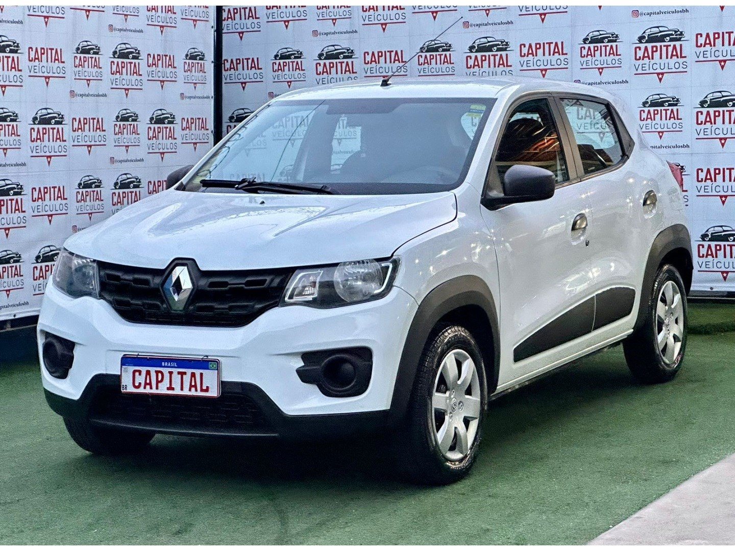 Capital Veiculos : RENAULT KWID 2019 - 1.0 12V SCE FLEX ZEN MANUAL - R ...