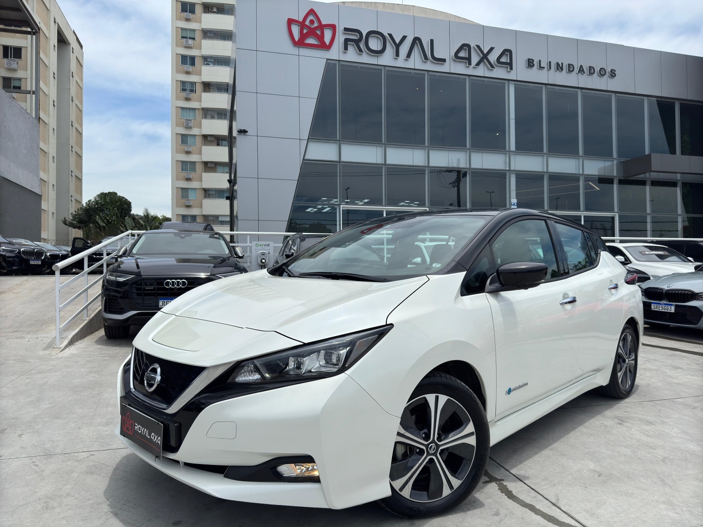 Royal 4x4 Autos : NISSAN LEAF 2020 - B12P 40 ELÉTRICO - R$ 99.900,00