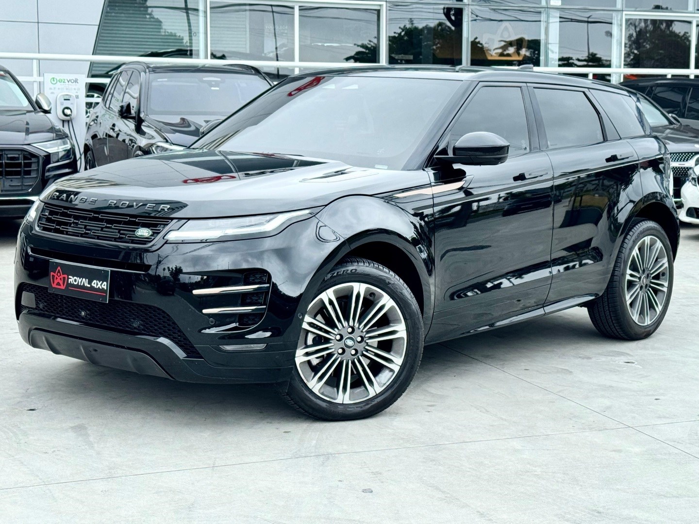 Royal 4x4 Autos : LAND ROVER RANGE ROVER EVOQUE 2024 - 2.0 P250 FLEX R ...