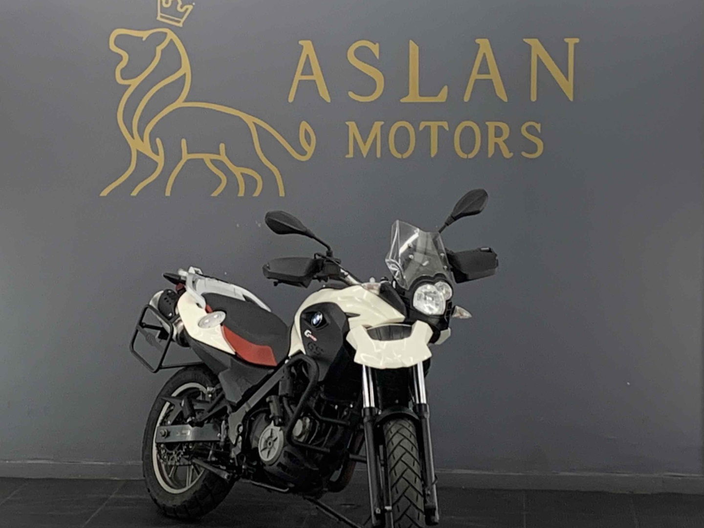 Aslan Motors - Nosso Estoque