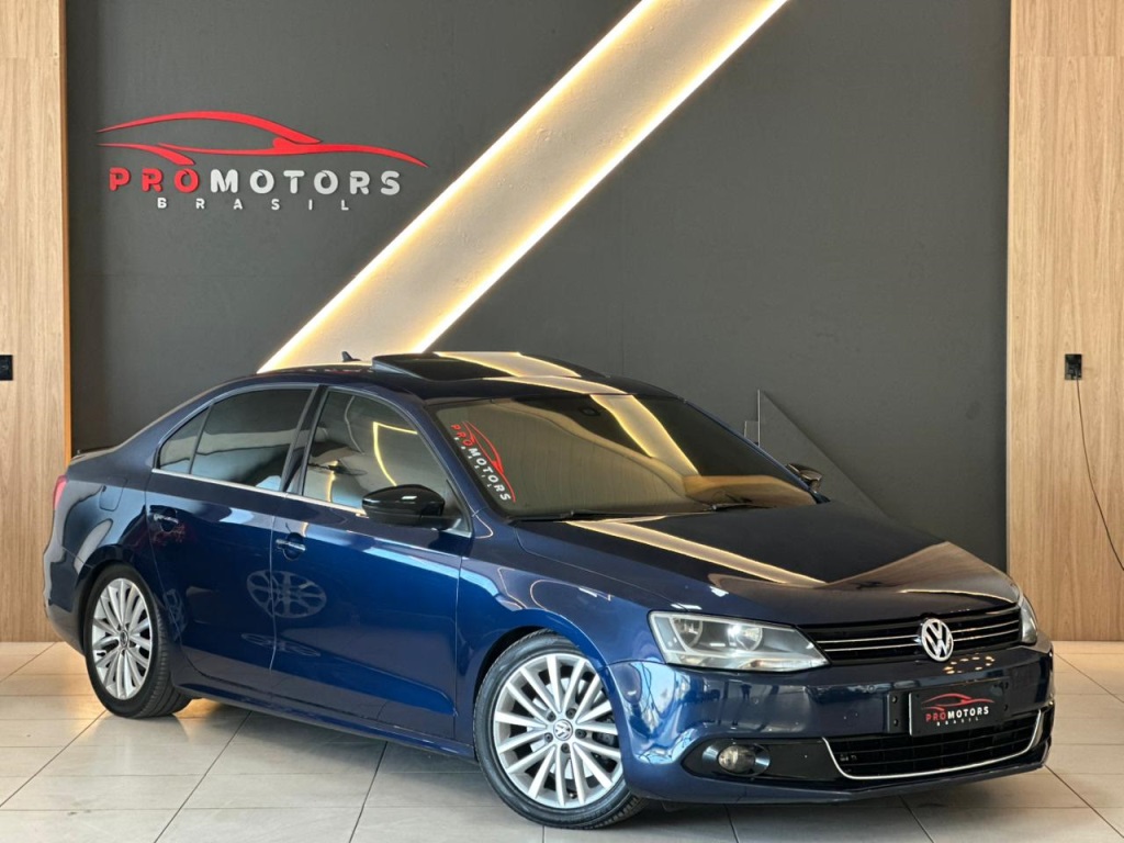 Promotors: VOLKSWAGEN JETTA 2013 - 2.0 TSI HIGHLINE 200CV GASOLINA 4P ...