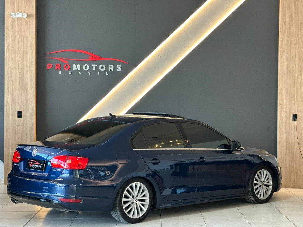 Promotors: VOLKSWAGEN JETTA 2013 - 2.0 TSI HIGHLINE 200CV GASOLINA 4P ...