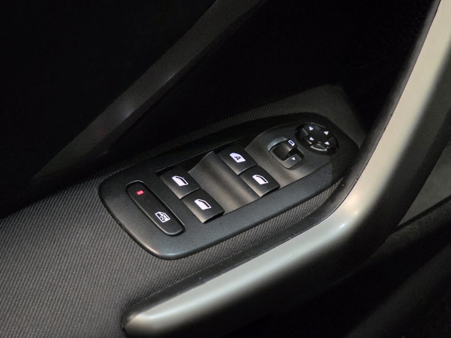 Absoluta Autoshop: PEUGEOT 2008 2022 - 1.6 16V FLEX ALLURE PACK 4P ...