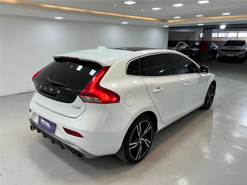 ROYAL 4X4 BKP: VOLVO V40 2018 - 2.0 T5 R-DESIGN GASOLINA 4P AUTOMÁTICO ...