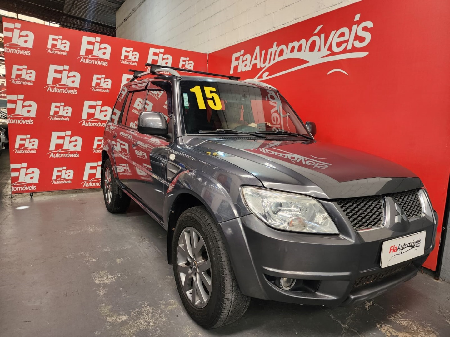Fia Automoveis: MITSUBISHI PAJERO TR4 2015 - 2.0 4X2 16V 140CV FLEX 4P ...