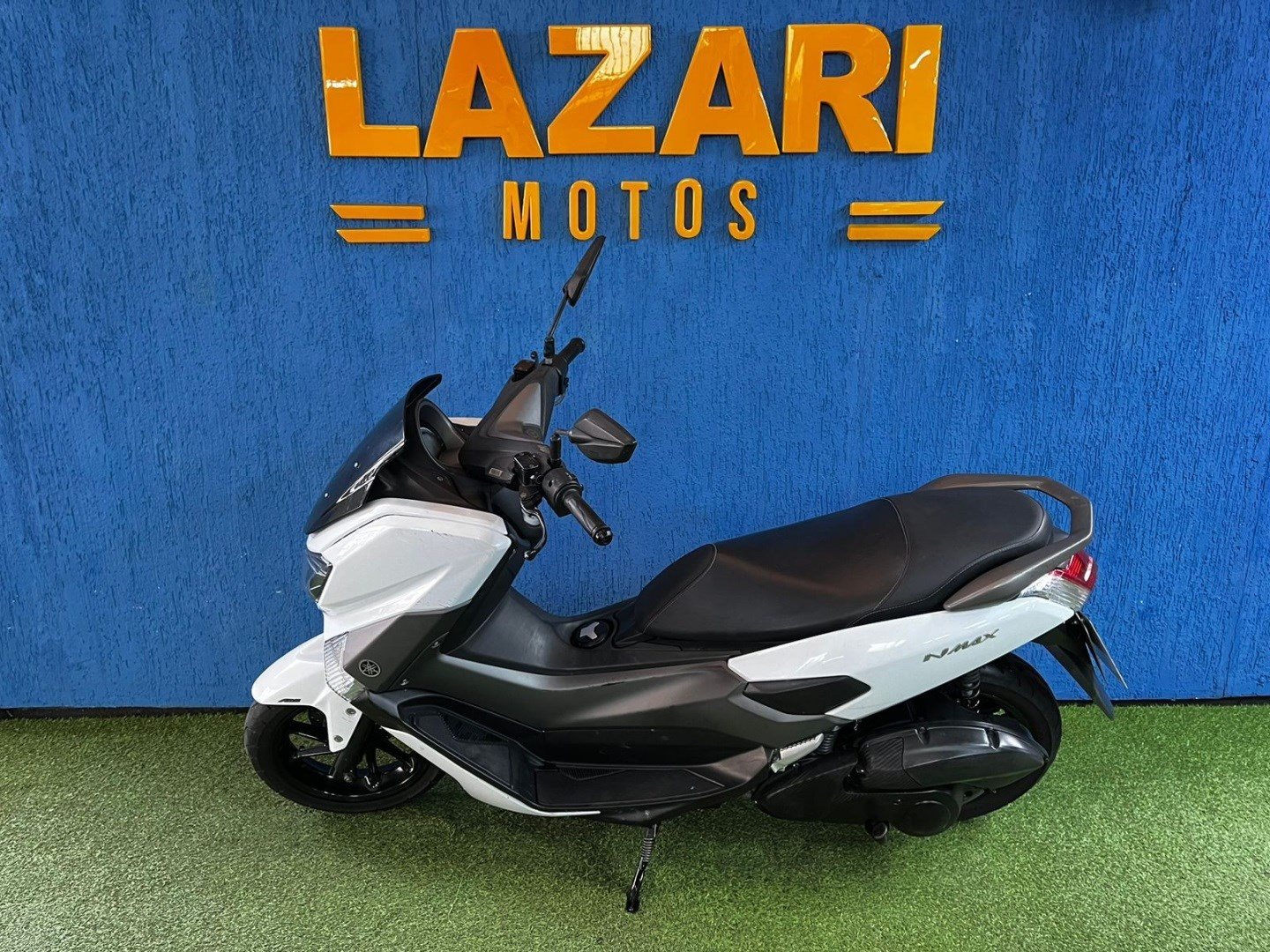 Lazari Veiculos - Nosso Estoque