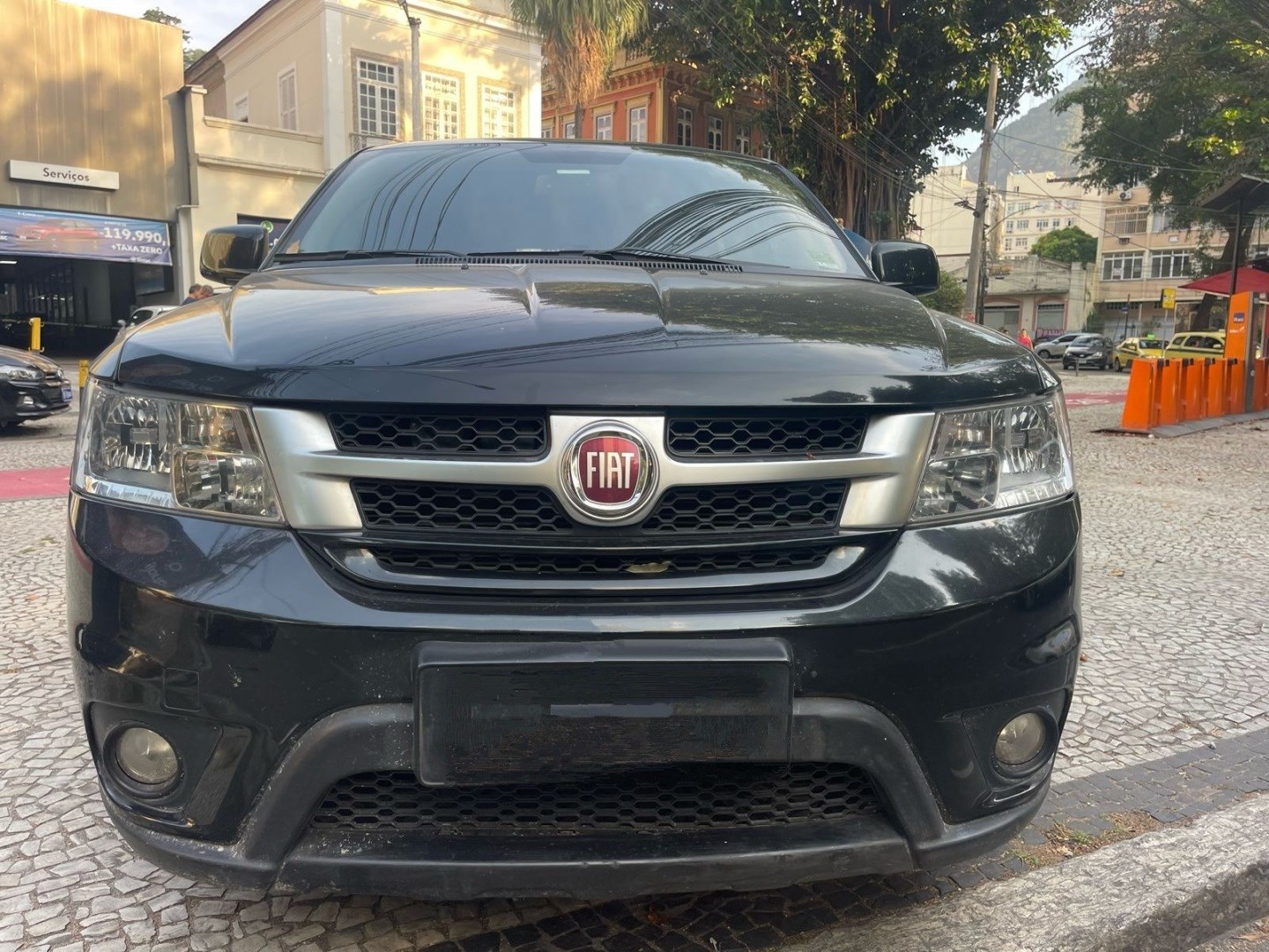 Lazari Veiculos - Nosso Estoque