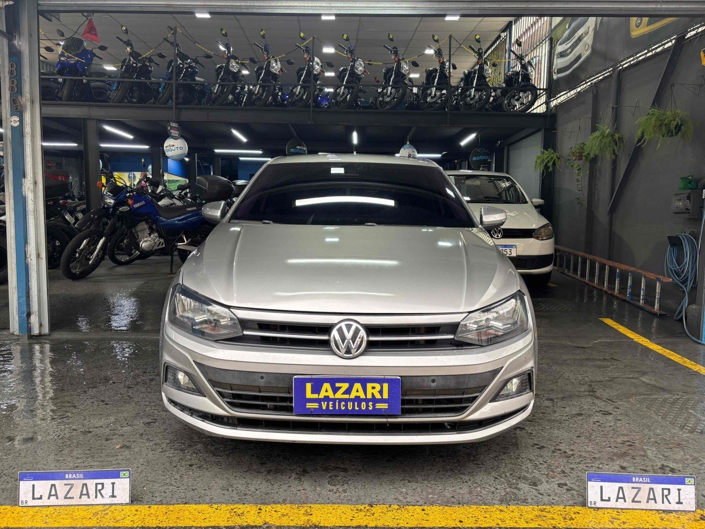 Lazari Veiculos - Nosso Estoque