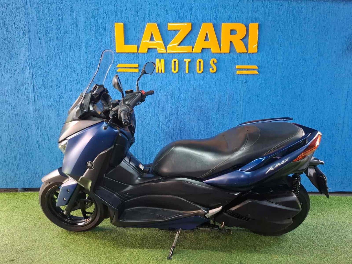 Lazari Veiculos - Nosso Estoque