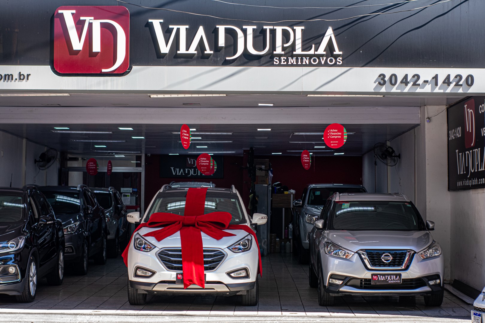 Via Dupla Seminovos - Empresa